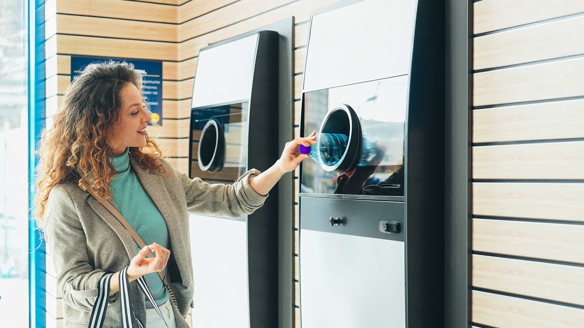 Enhancing sustainability: a guide to choosing PIR and PCR materials ...